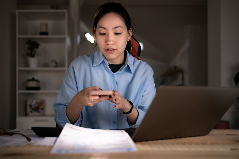 What's a Reloadable Visa Card?